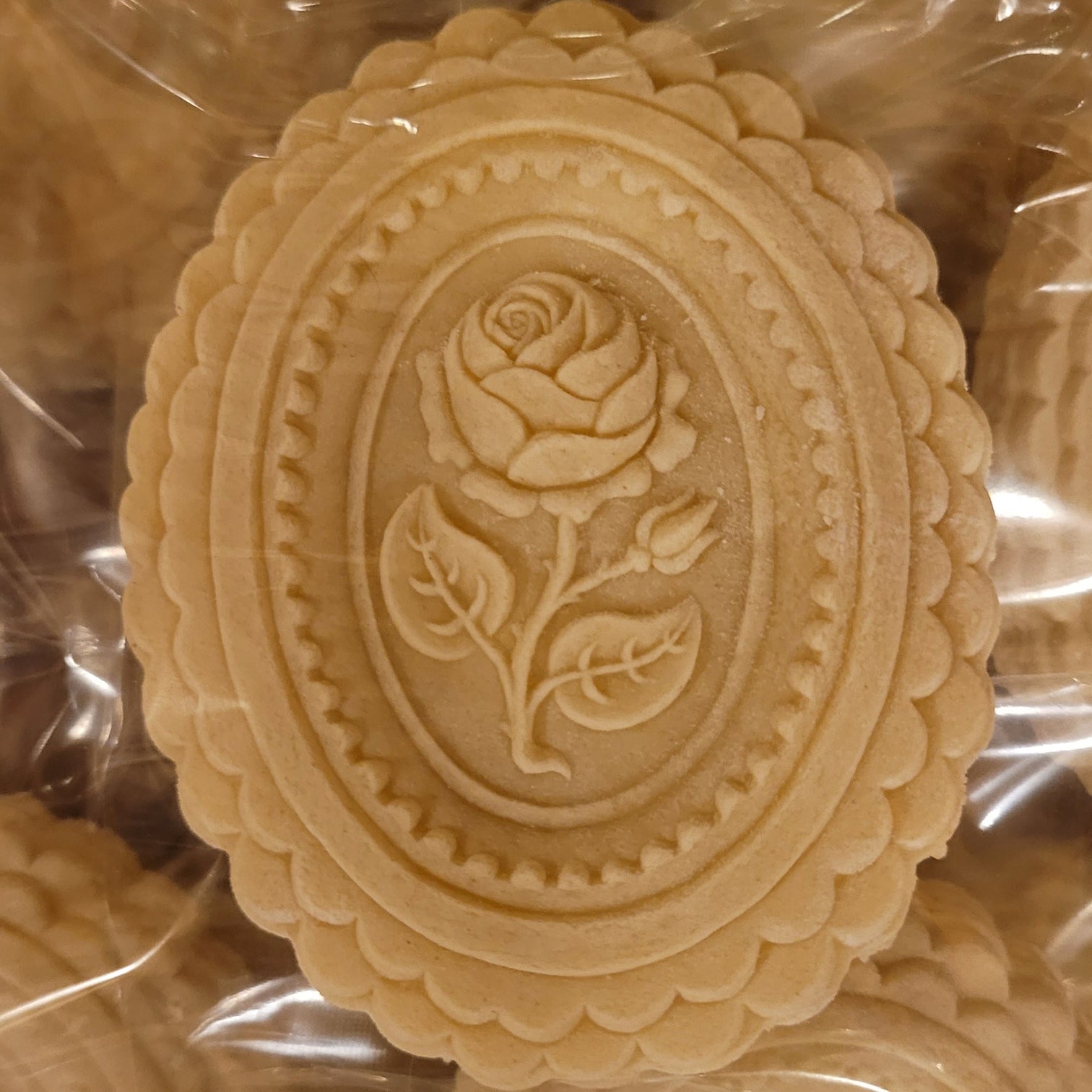 Single Rose in Oval Springerle Cookie Mold – Springerle Emporium